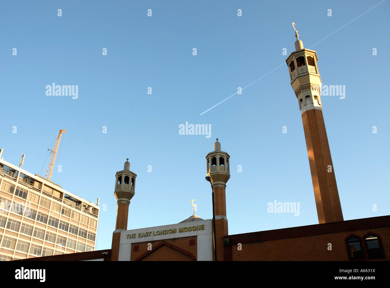 The East London Mosque in Whitechapel Road Whitechapel London Stock ...