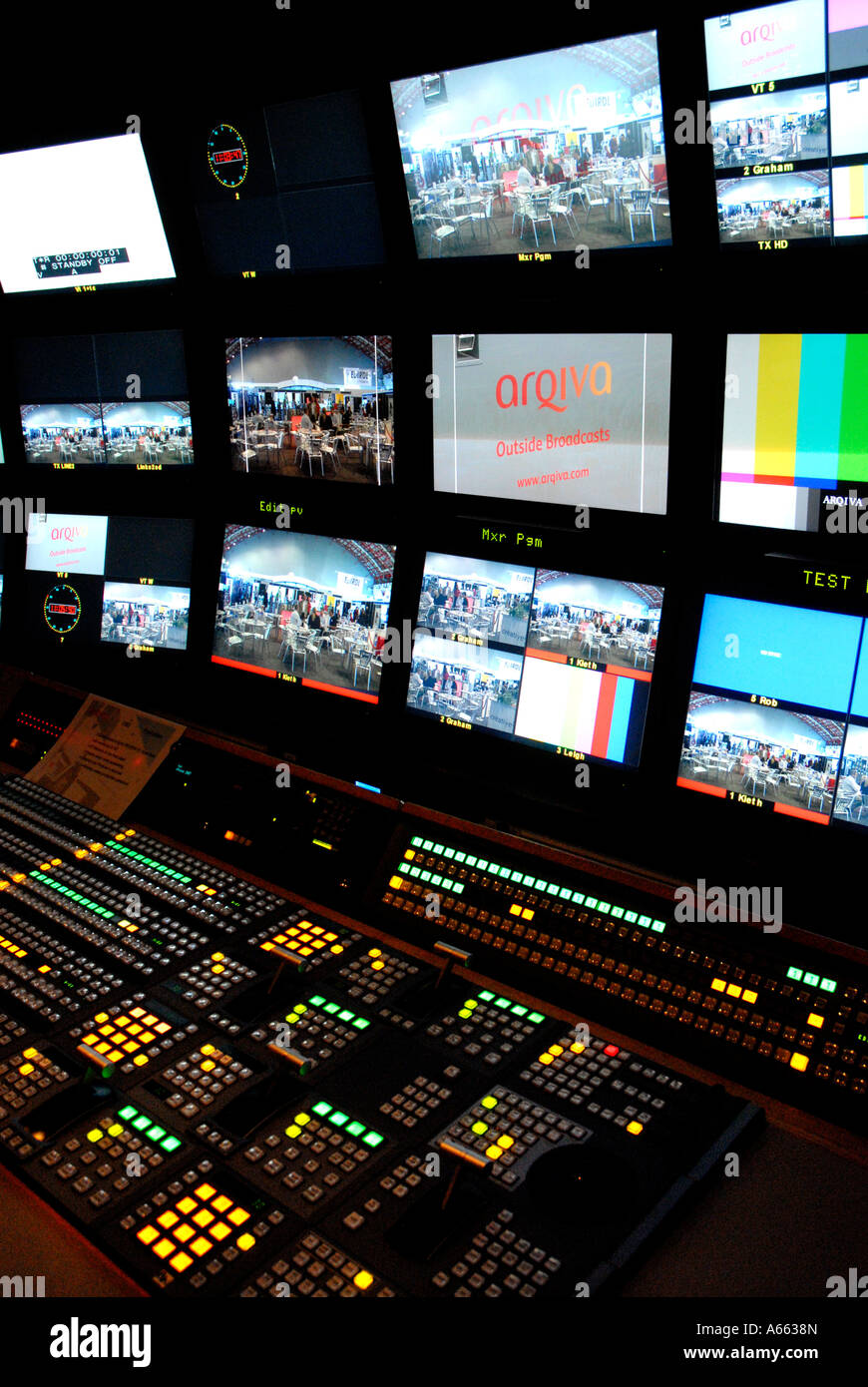 Videoforum hi-res stock photography and images - Alamy