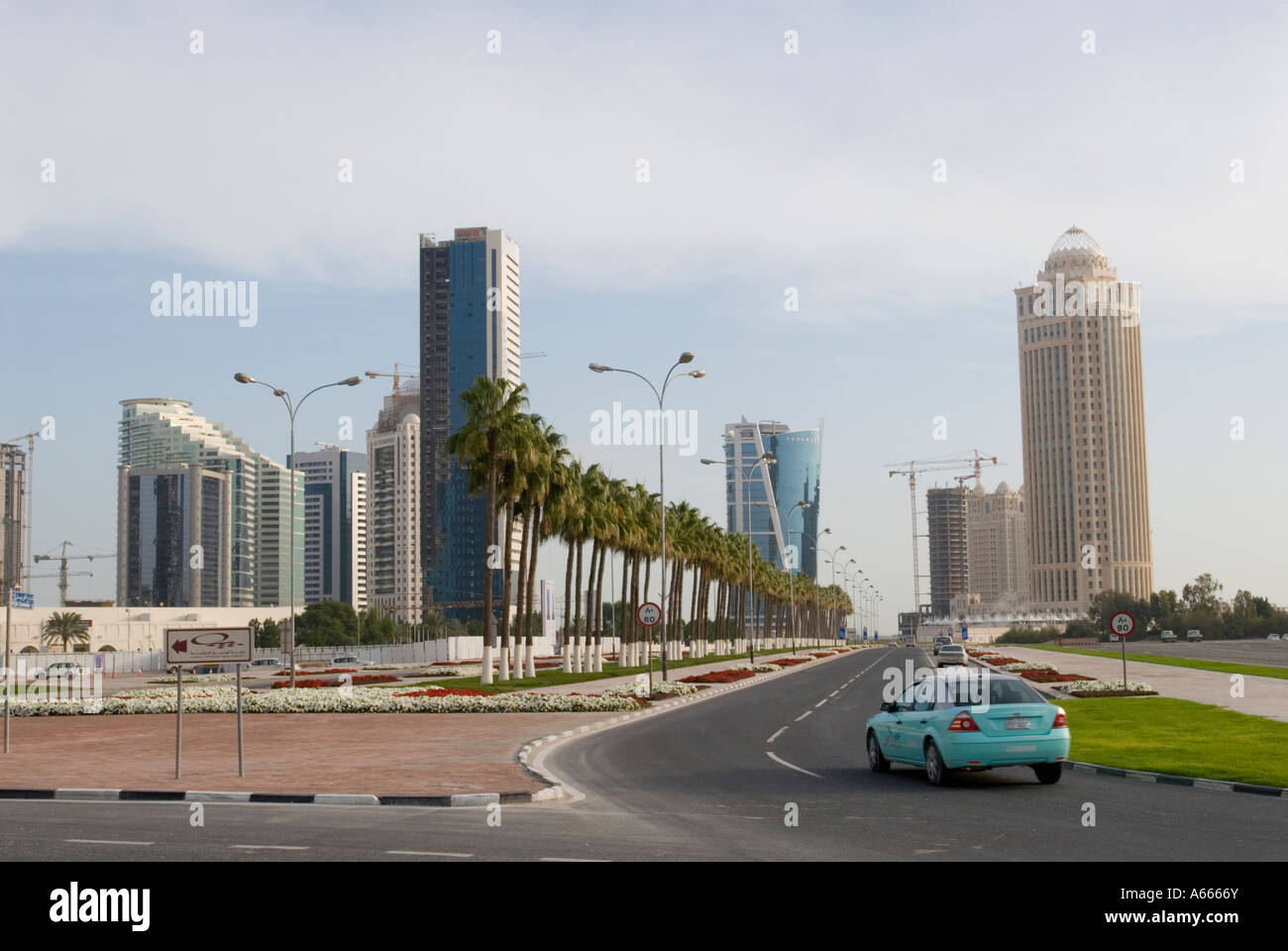 Qatar motorway hi-res stock photography and images - Alamy