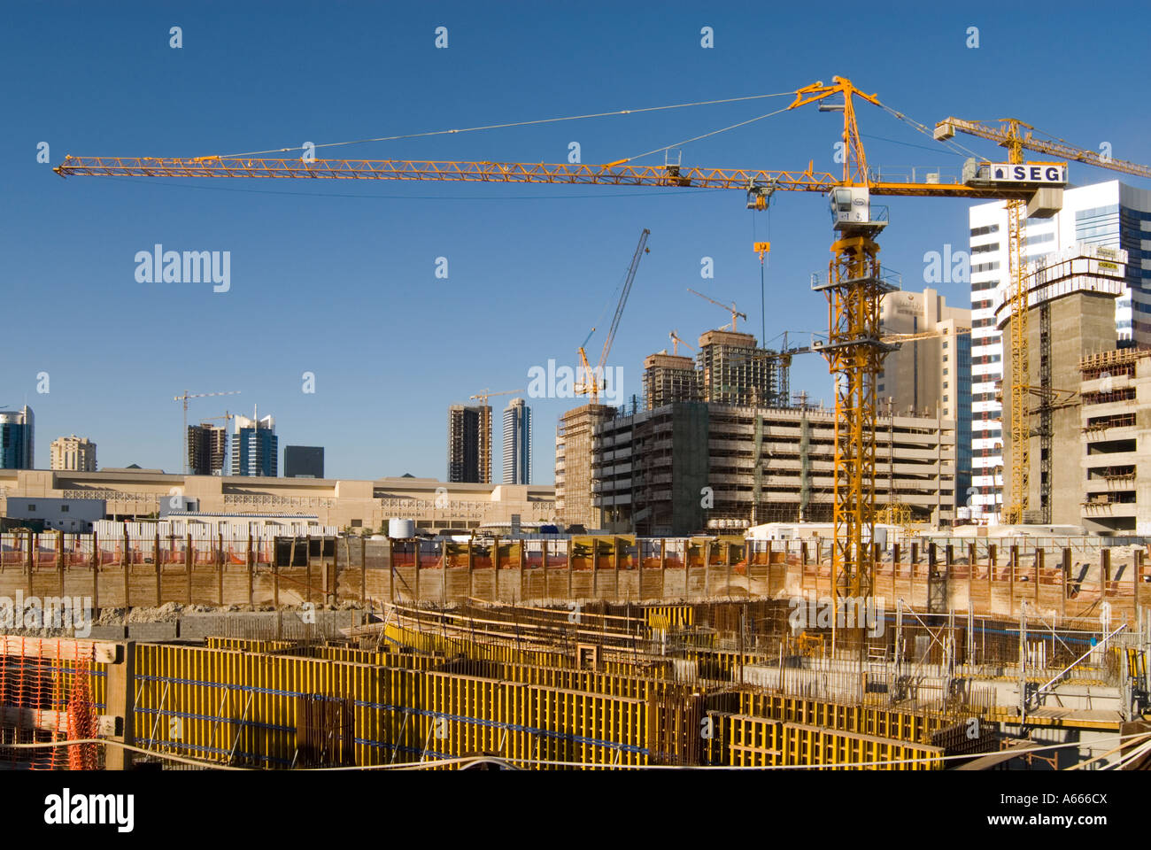 High Rise Block Under Construction Stock Photo - Alamy