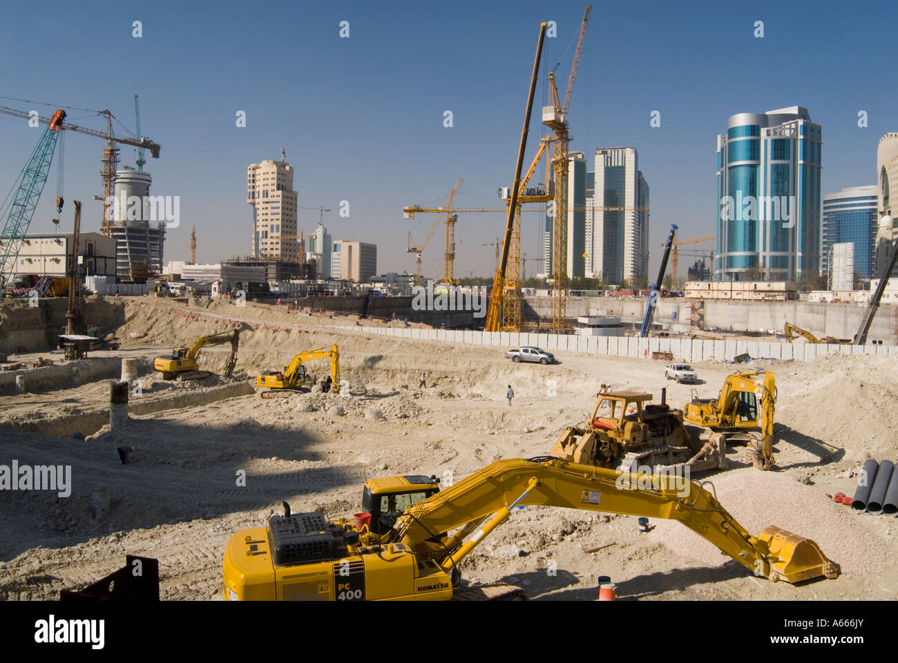 Building Site Doha Qatar Stock Photo - Alamy