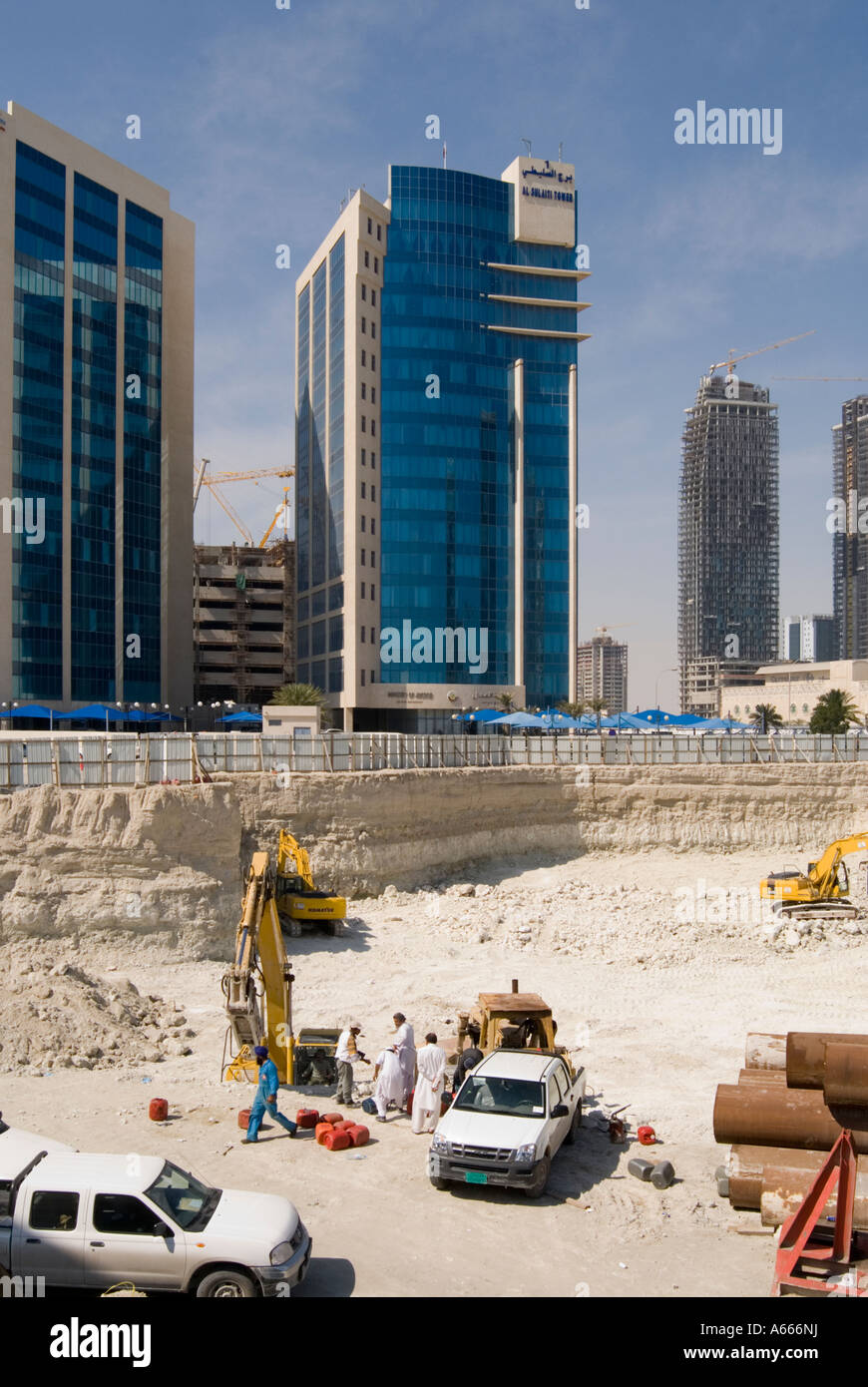 Building Site Doha Qatar Stock Photo - Alamy