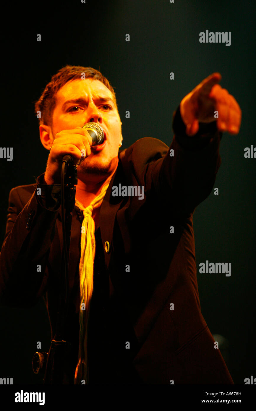 Matt willis hi-res stock photography and images - Alamy