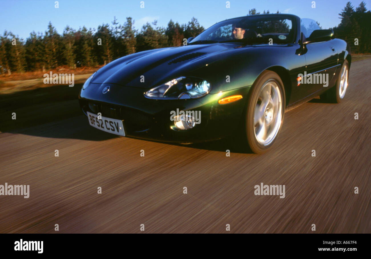 2002 jaguar xkr hi-res stock photography and images - Alamy