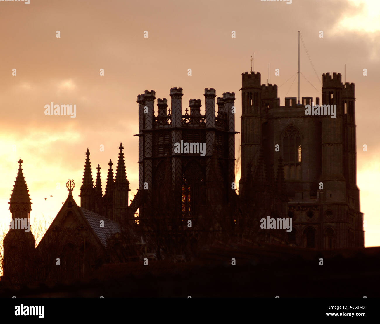 Octagon tower hi-res stock photography and images - Alamy