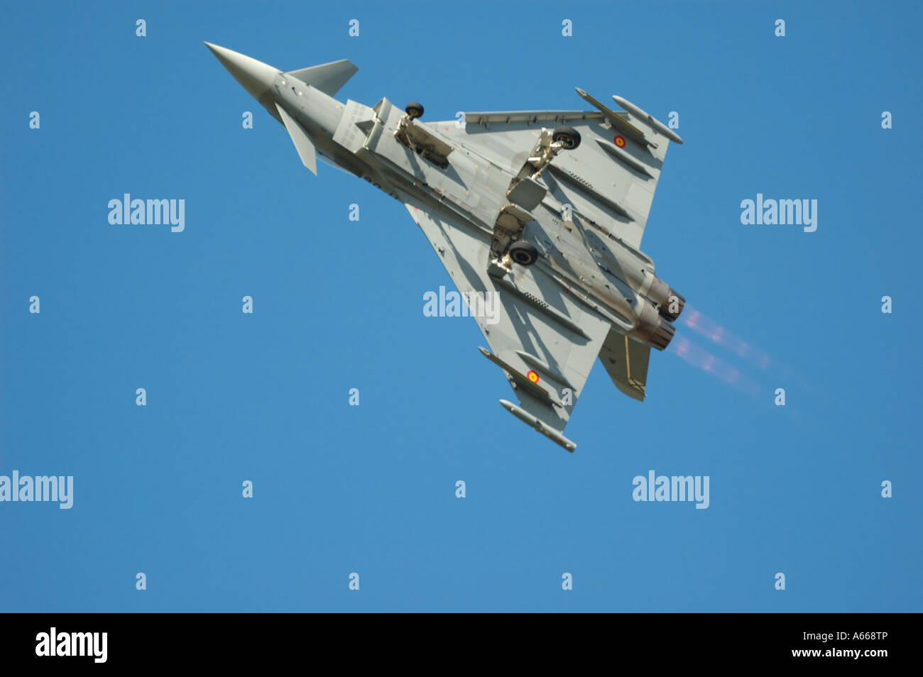 Mach loop typhoon hi-res stock photography and images - Alamy
