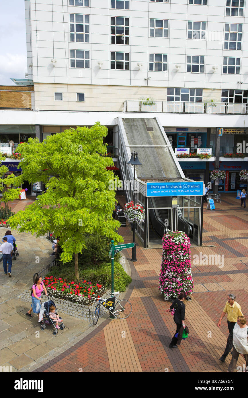 Bracknell town centre hi-res stock photography and images - Alamy