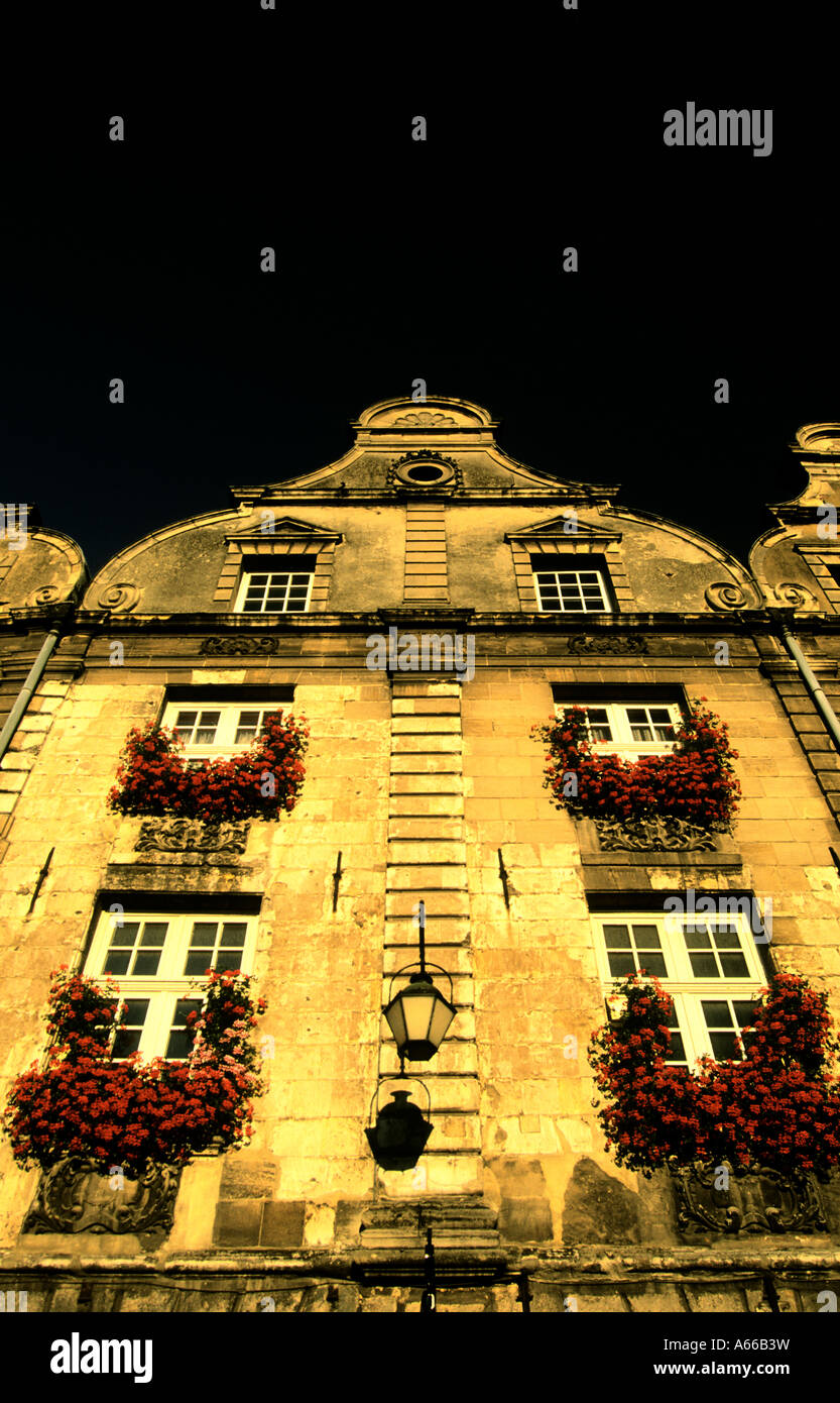 Flemish house hi-res stock photography and images - Alamy