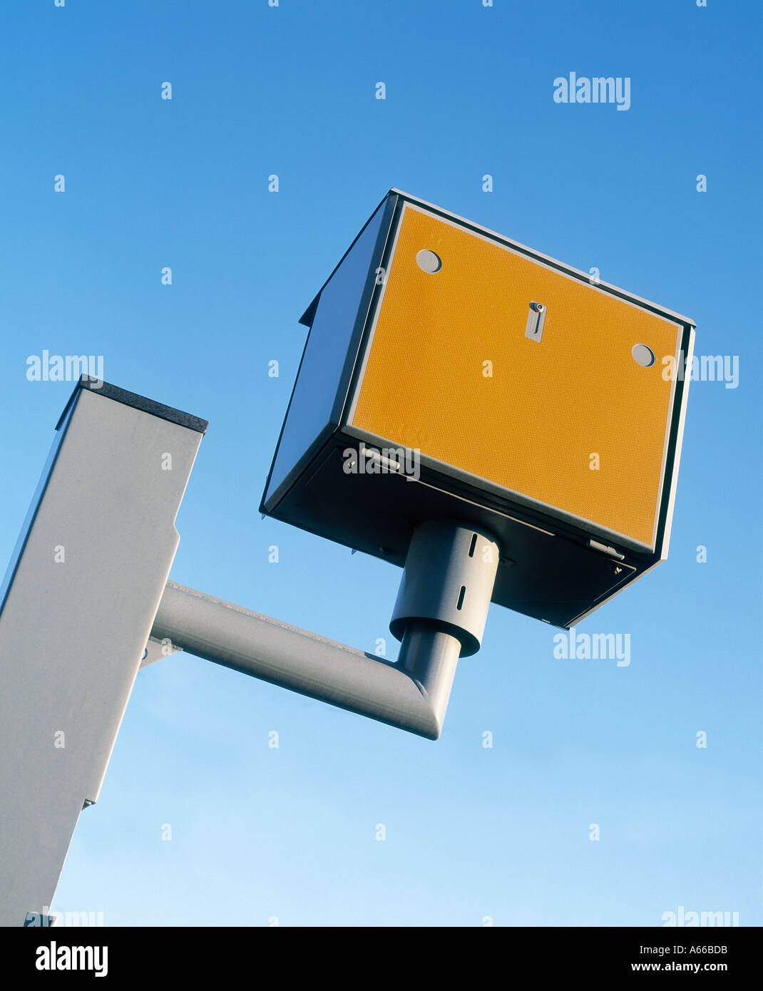YELLOW GATSO SPEED CAMERA AGAINST BLUE SKY Stock Photo - Alamy