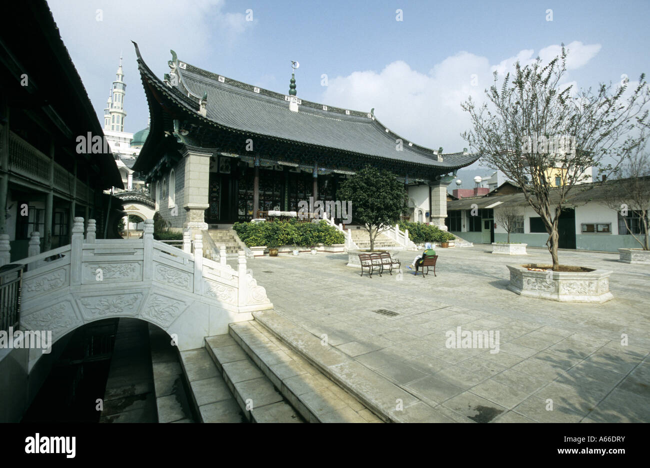 Hui muslim mosque hi-res stock photography and images - Alamy