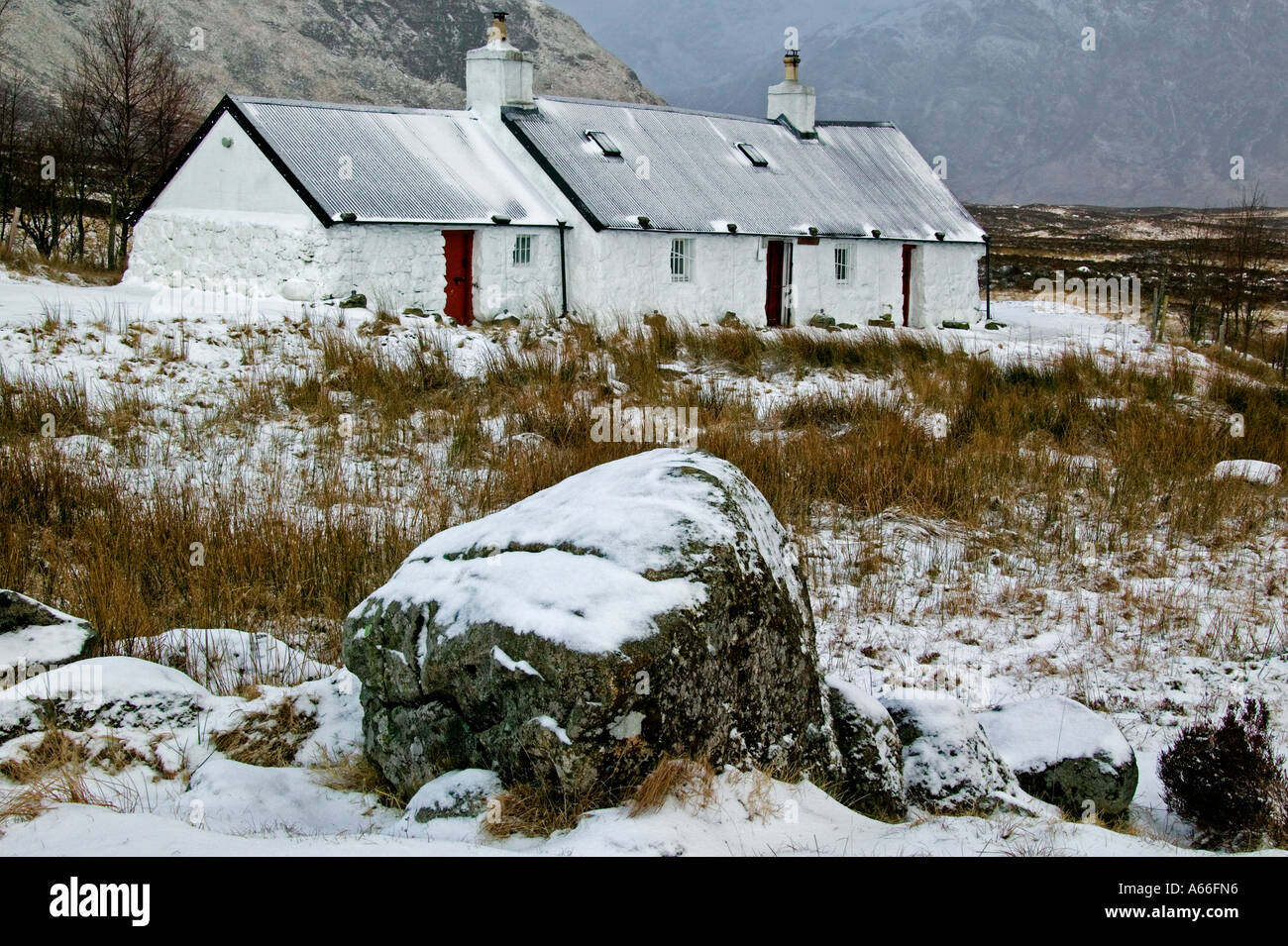 Black rock cottages.Black rock cottage with snow. Glencoe Scotland ...