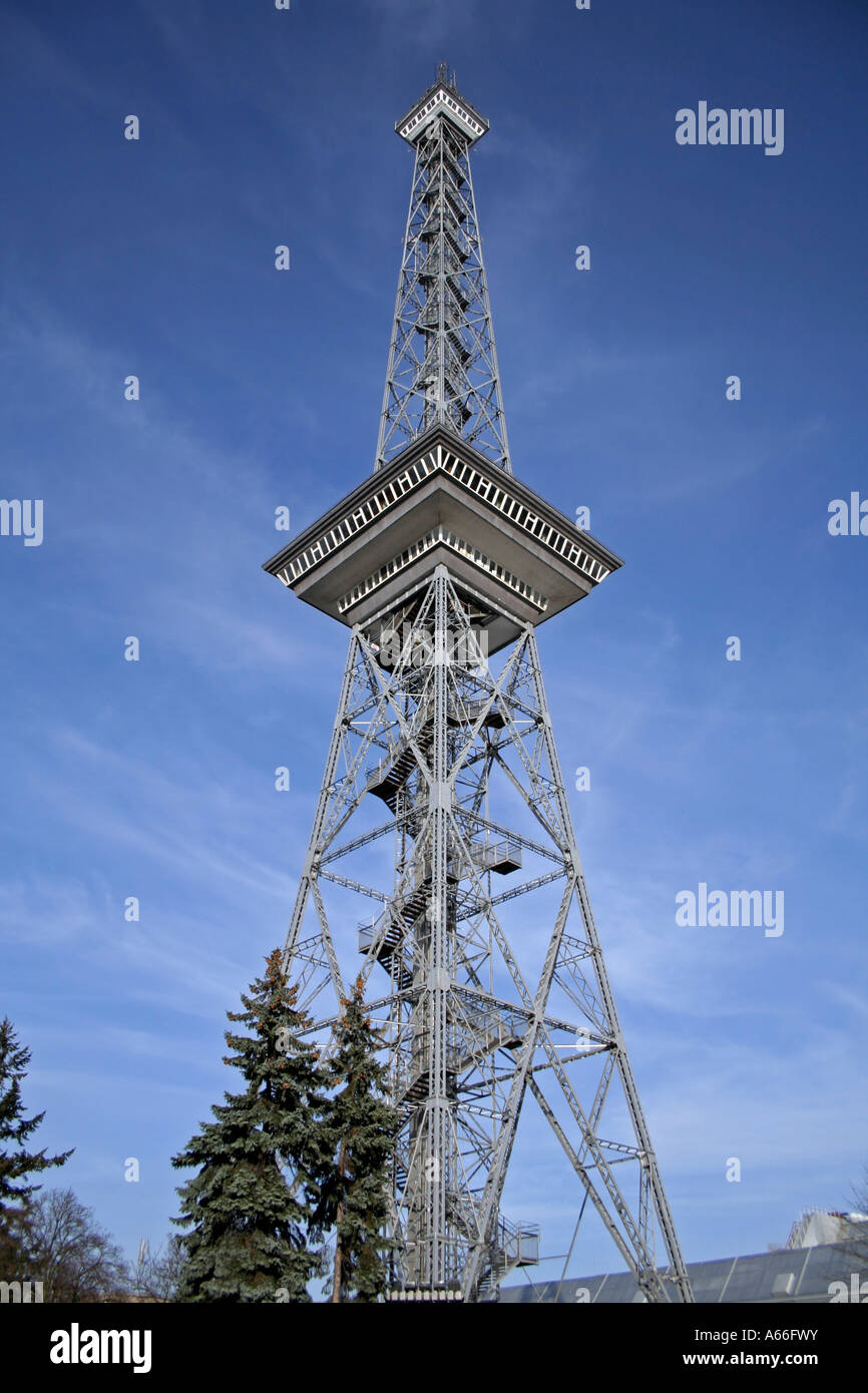 transmitter tower berlin germany Stock Photo - Alamy