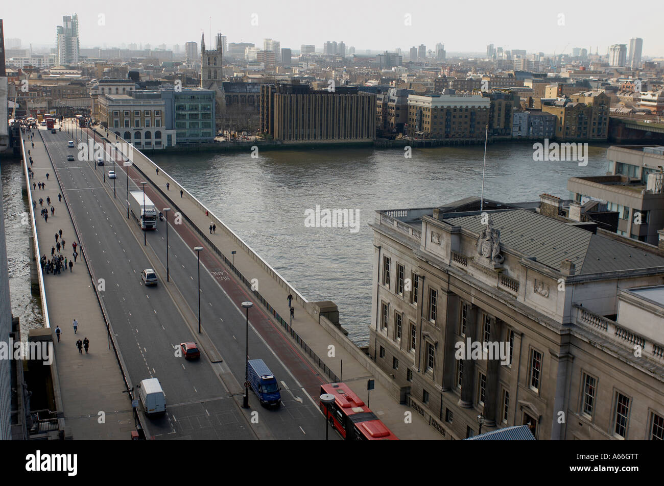 London Bridge from the north Stock Photo - Alamy