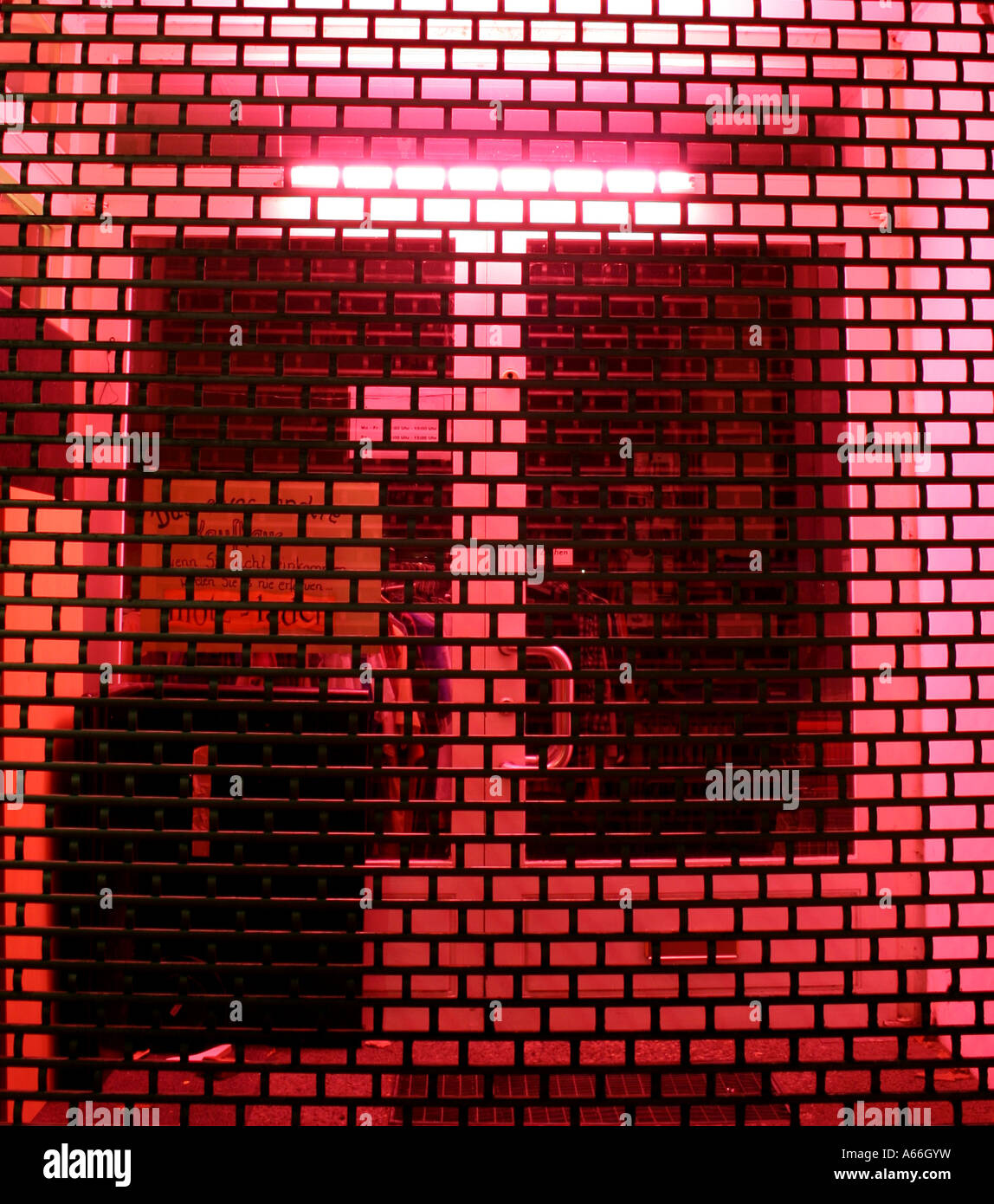 Glowing grills hi-res stock photography and images - Alamy