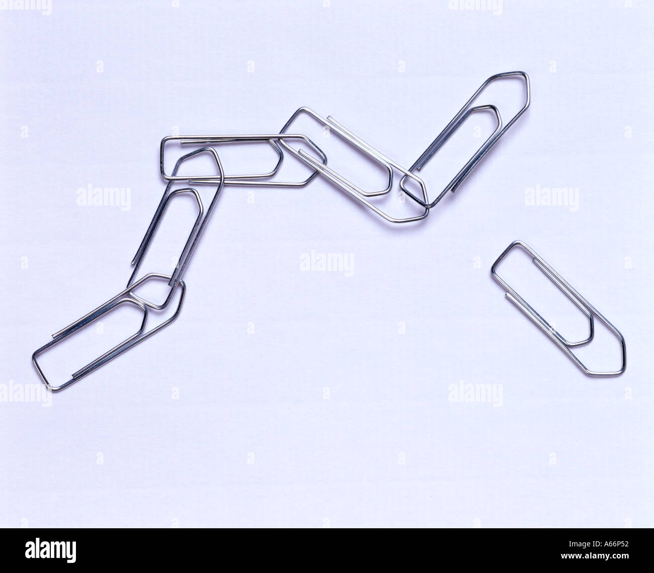 group of paperclips forming a chain Stock Photo - Alamy