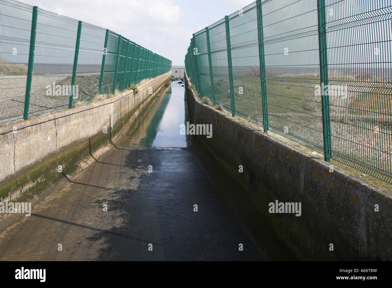 Sluice outlet flume for water from the Hundred River Benacre pumping ...