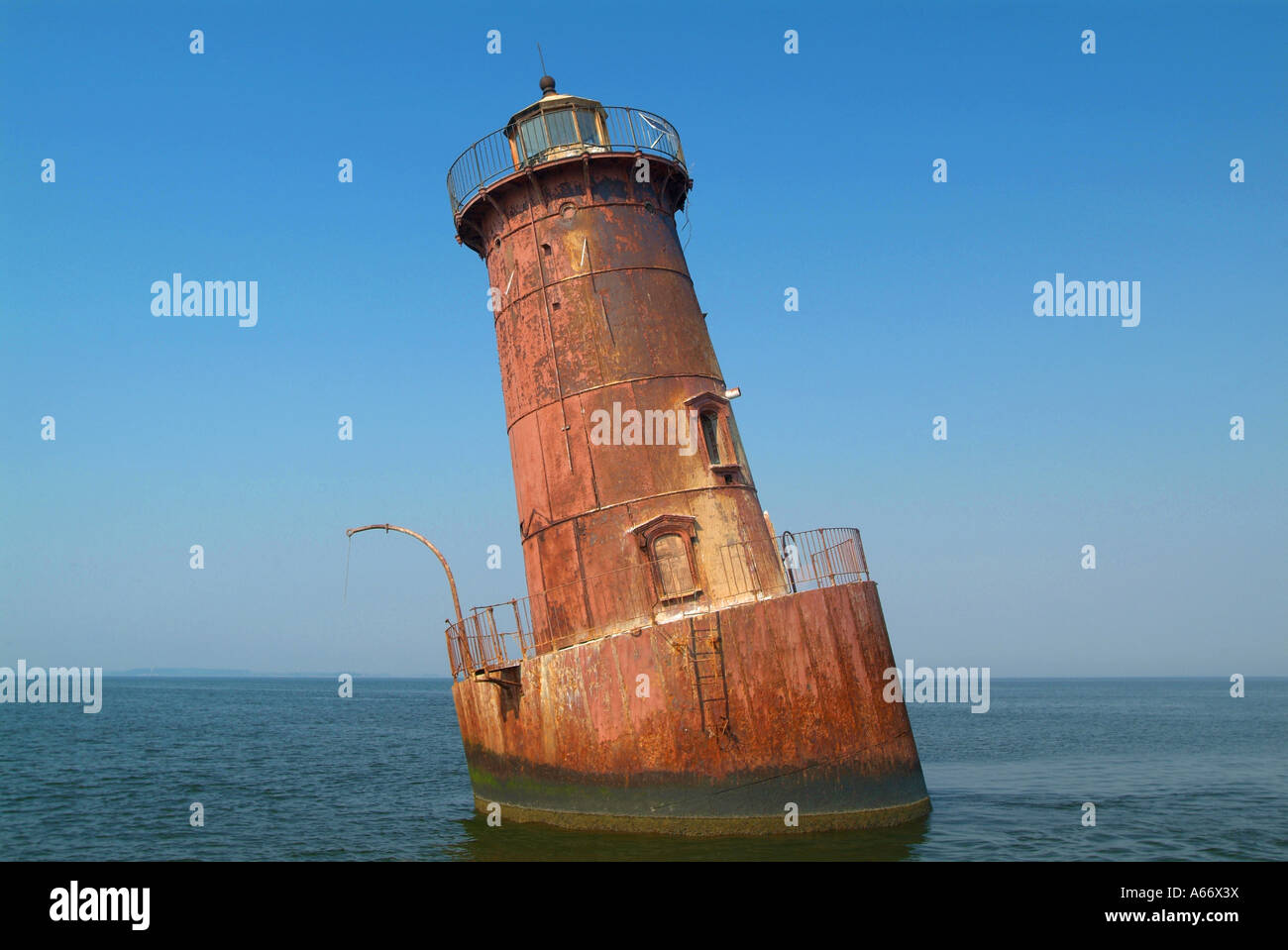 Sharps Island Lighthouse on the Chesapeake Bay Stock Photo - Alamy