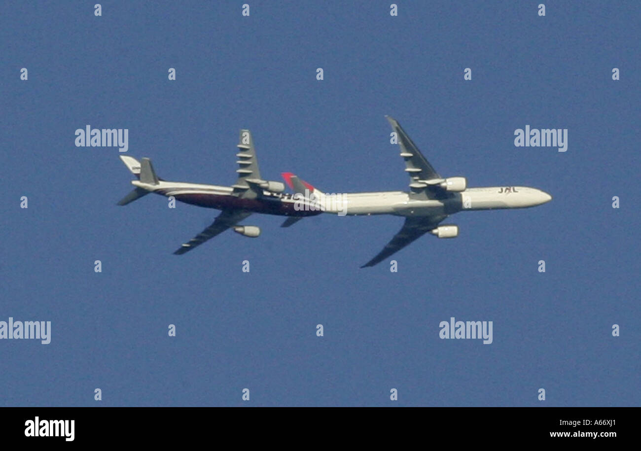 aircraft looked close to collision Stock Photo - Alamy