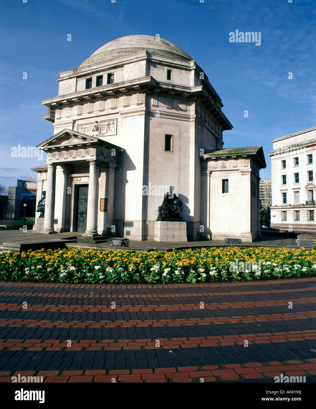 Hall of Memory, Centenary Square, Birmingham, west Midlands,England UK Stock Photo - Alamy