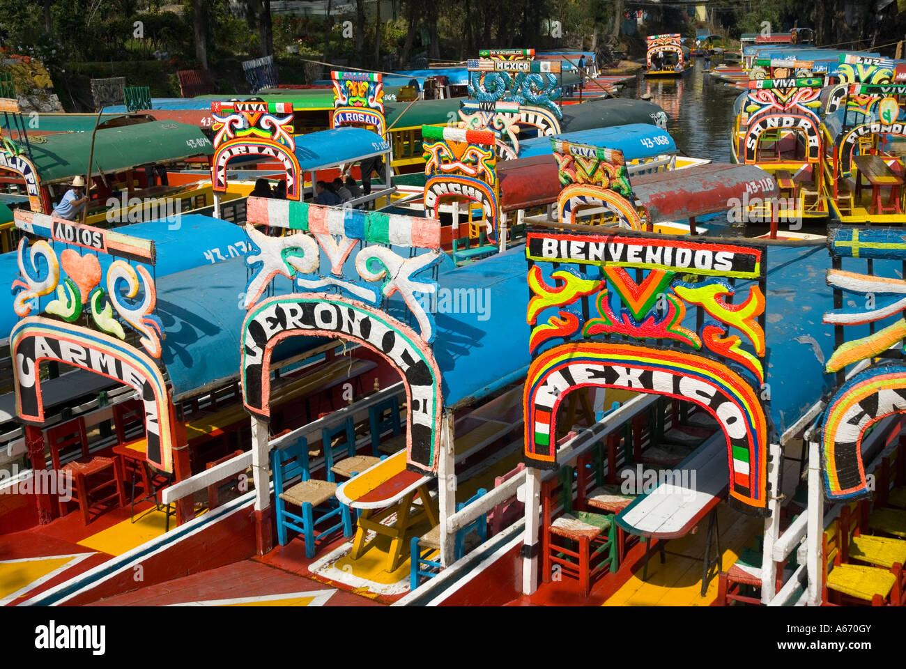 Embarcadero - Decorated Xochimilco boats - mexico city Stock Photo - Alamy