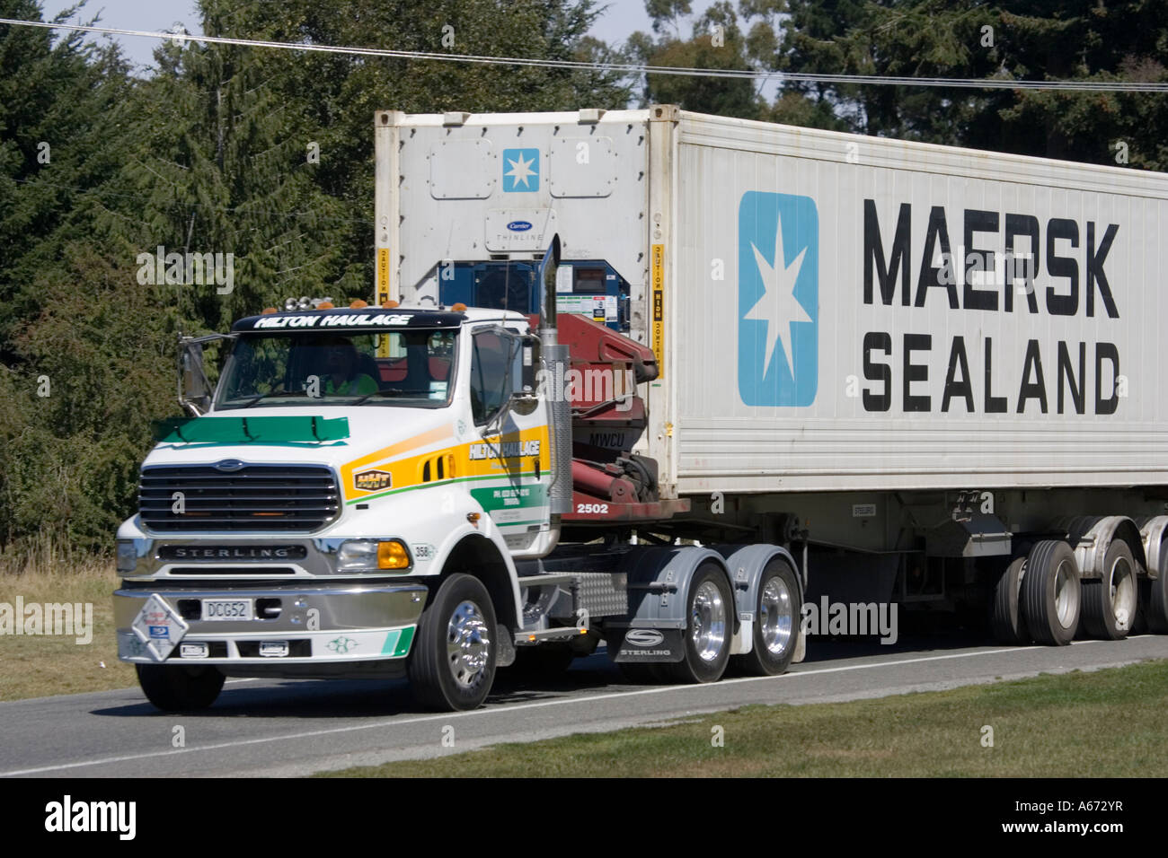 Maersk lorry hi-res stock photography and images - Alamy