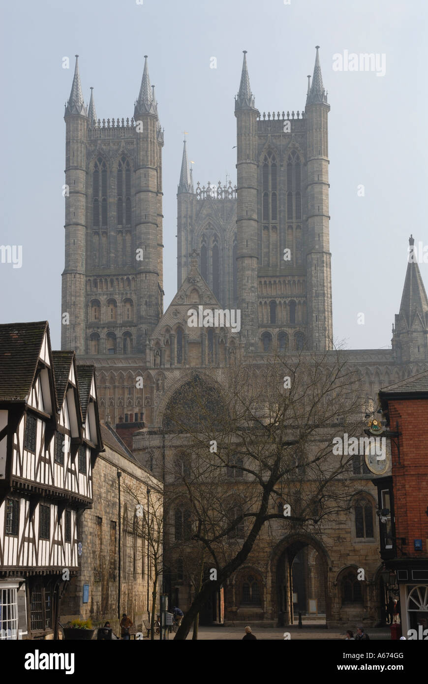 Lincoln west gate High Resolution Stock Photography and Images - Alamy