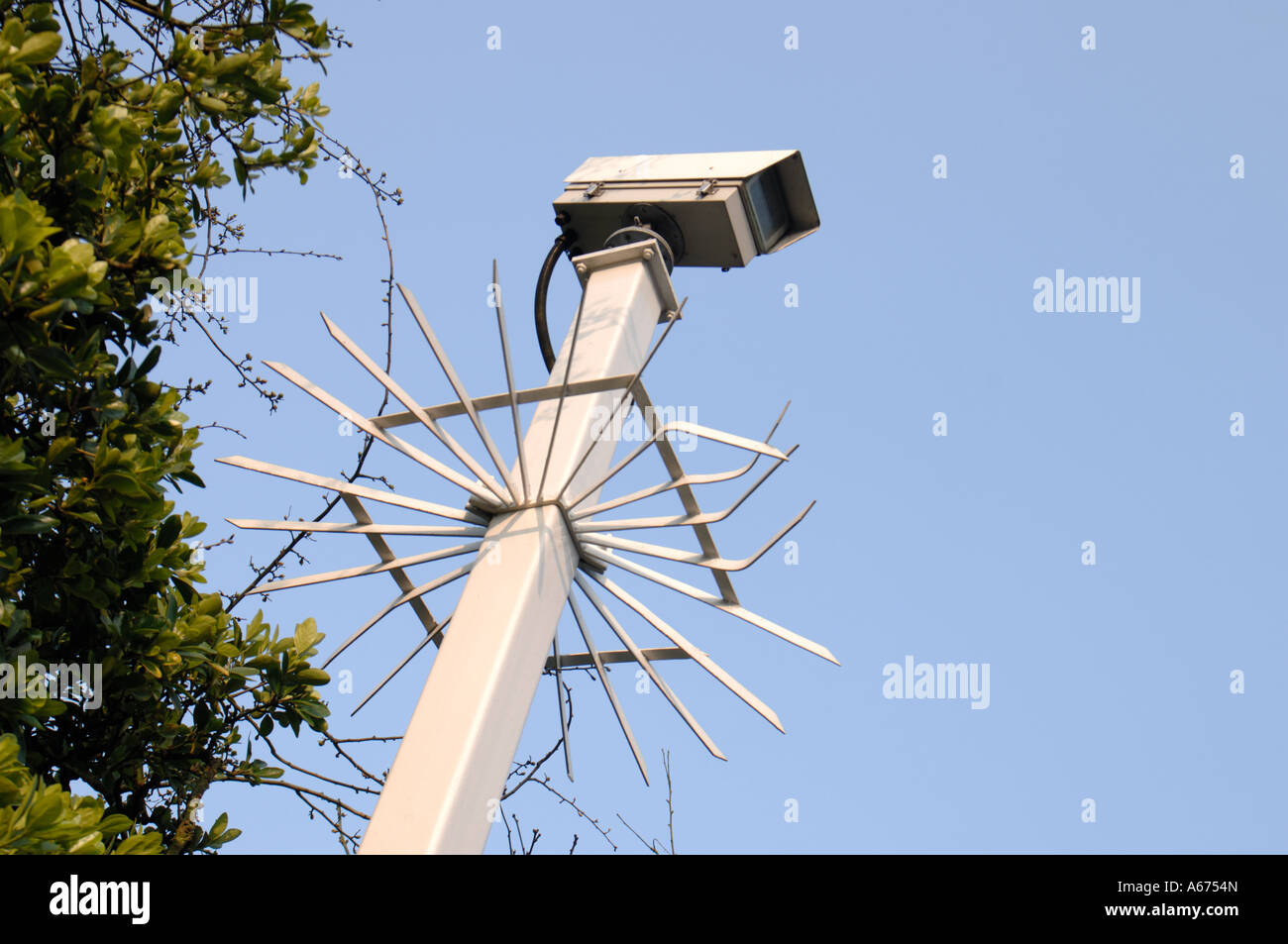 Looking up at a CCTV camera Stock Photo - Alamy