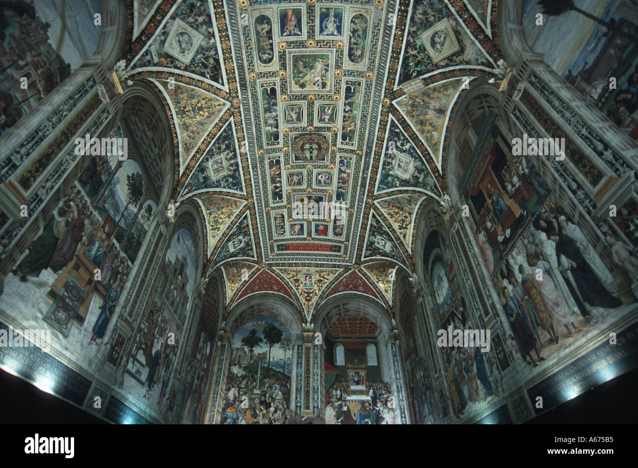 Toskana Siena Cathedral library with wall and ceiling paintings Stock ...