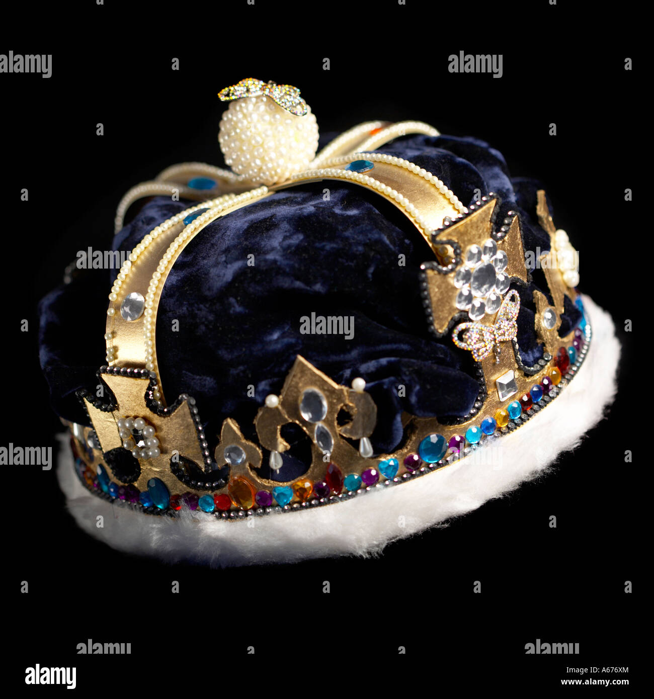 Crown hi-res stock photography and images - Alamy