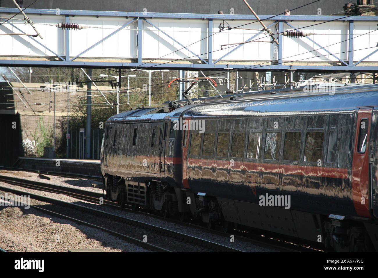 GNER Express Passenger Train passes through Huntingdon Station Stock ...