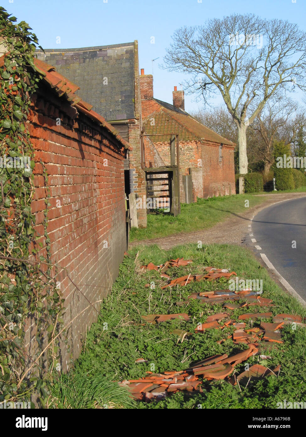 Traditional Suffolk Country Scene and Architecture Herringfleet Suffolk ...
