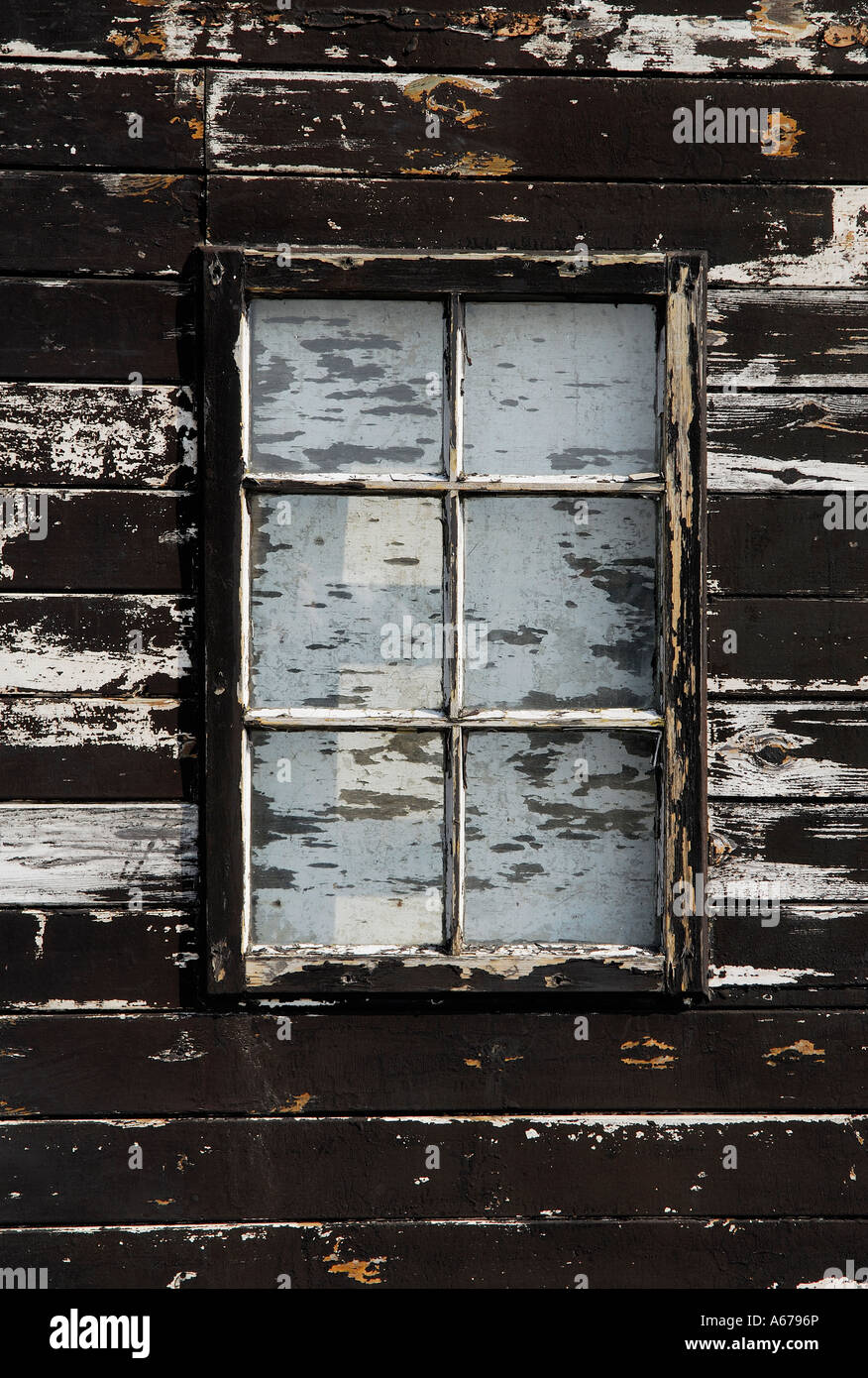 old window in beach hut, southwold, suffolk, england Stock Photo - Alamy