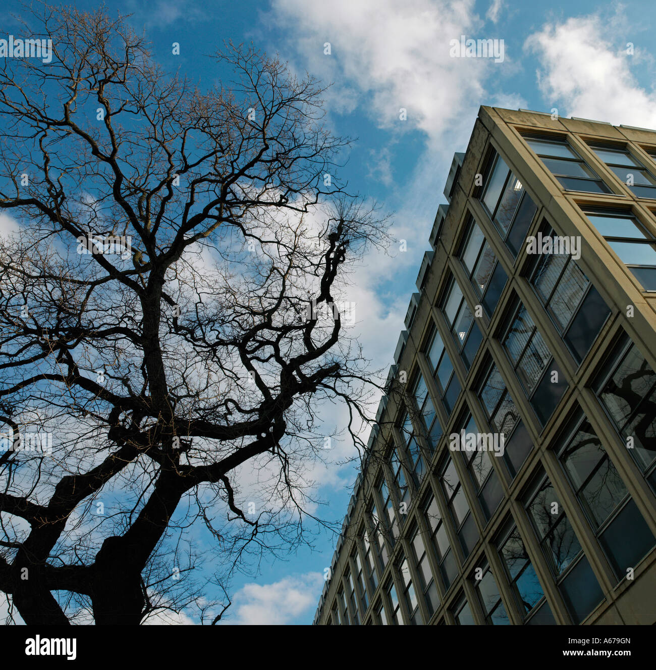 60s office block hi-res stock photography and images - Alamy