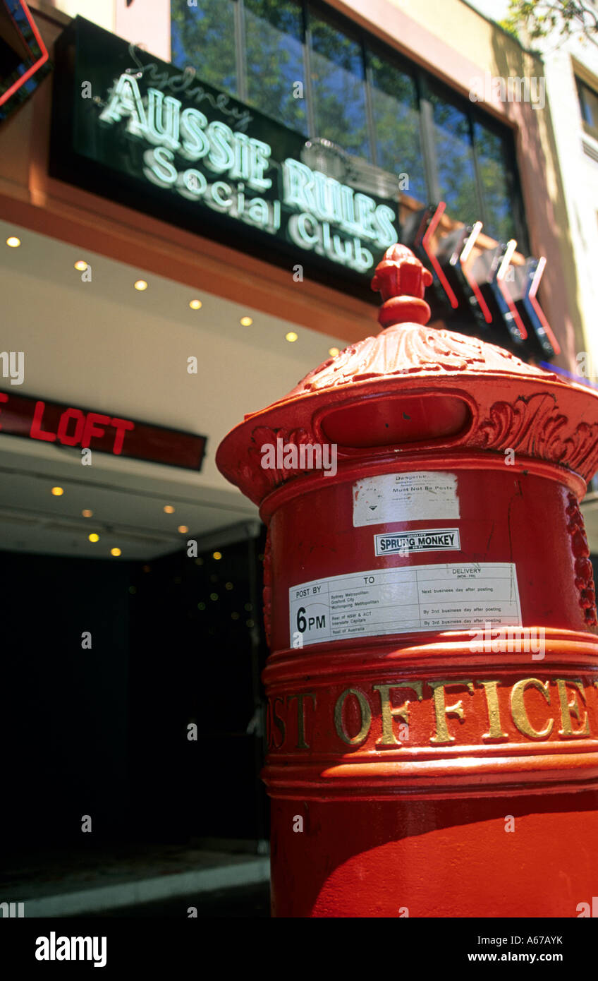 OCEANIA AUSTRALIA NEW SOUTH WALES SYDNEY A RED POST BOX Stock Photo - Alamy