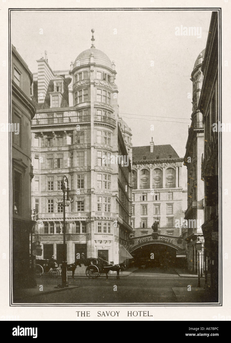 1905 savoy hotel london hi-res stock photography and images - Alamy