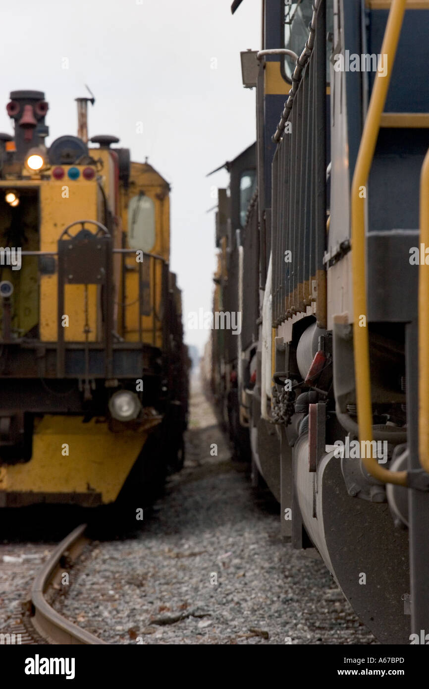 Side view of diesel electric locomotive Stock Photo - Alamy