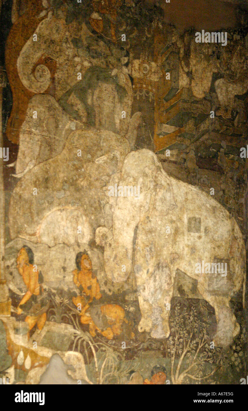 Cave number in buddhist caves hi-res stock photography and images - Alamy