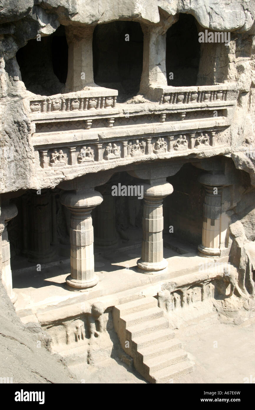 Entrance to the kailasa temple hi-res stock photography and images - Alamy
