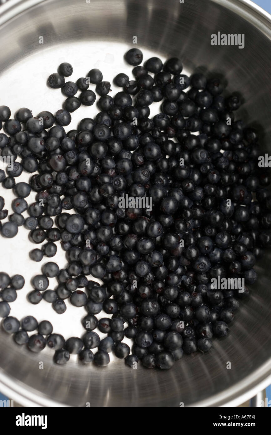Blueberries in cooking pot Stock Photo - Alamy