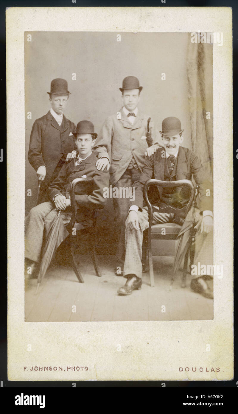 Hatted men hi-res stock photography and images - Alamy