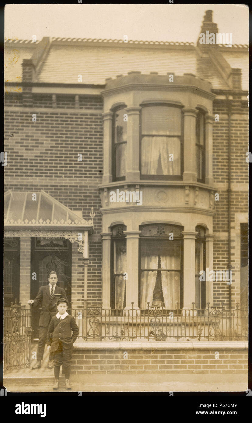 Edwardian school class hi-res stock photography and images - Alamy