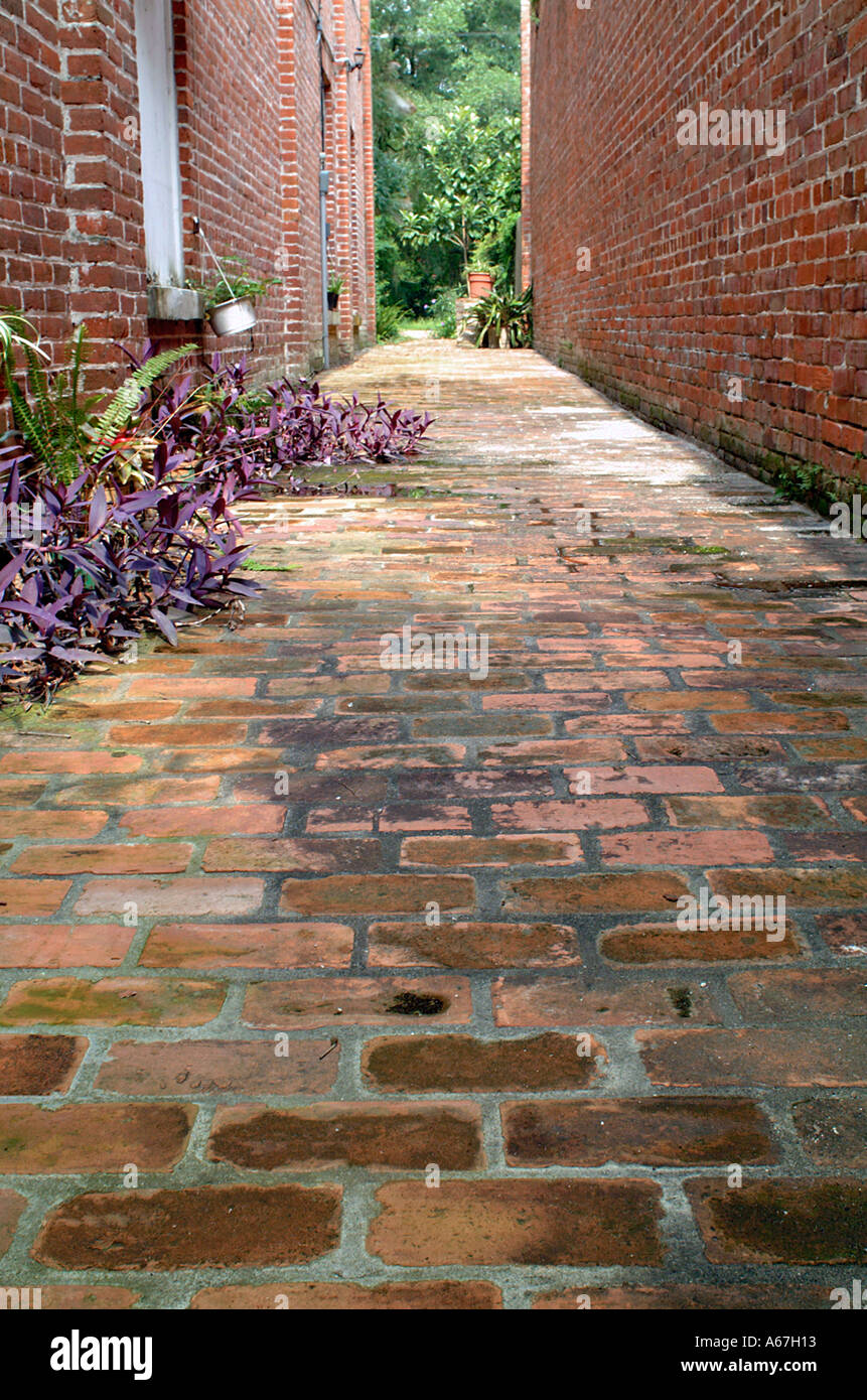 brick alley way bricks pathway between buildings Stock Photo - Alamy