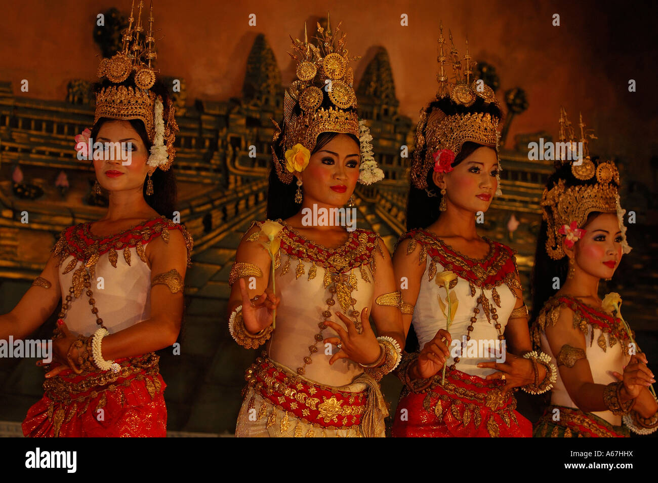Khmer Traditional Dancers, Angkor Wat, Siem Reap, Cambodia Stock Photo ...