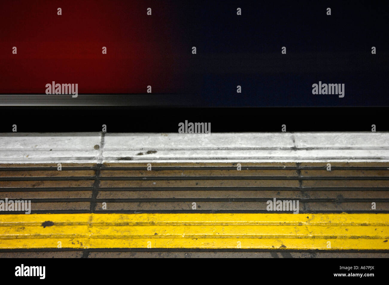 Abstract Horizontal Movement Colour London Underground Stock Photo - Alamy