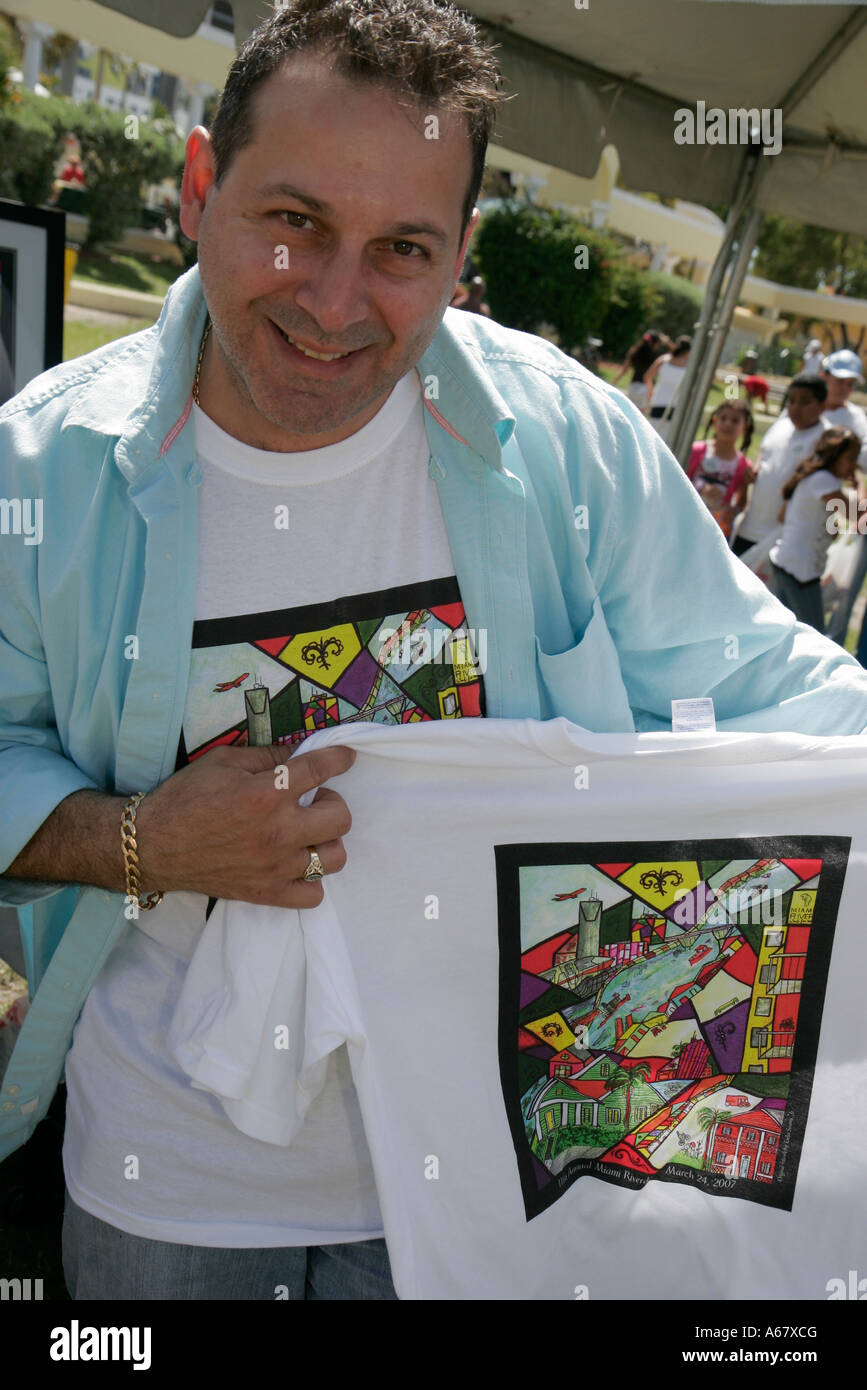 Artist sauma hi-res stock photography and images - Alamy