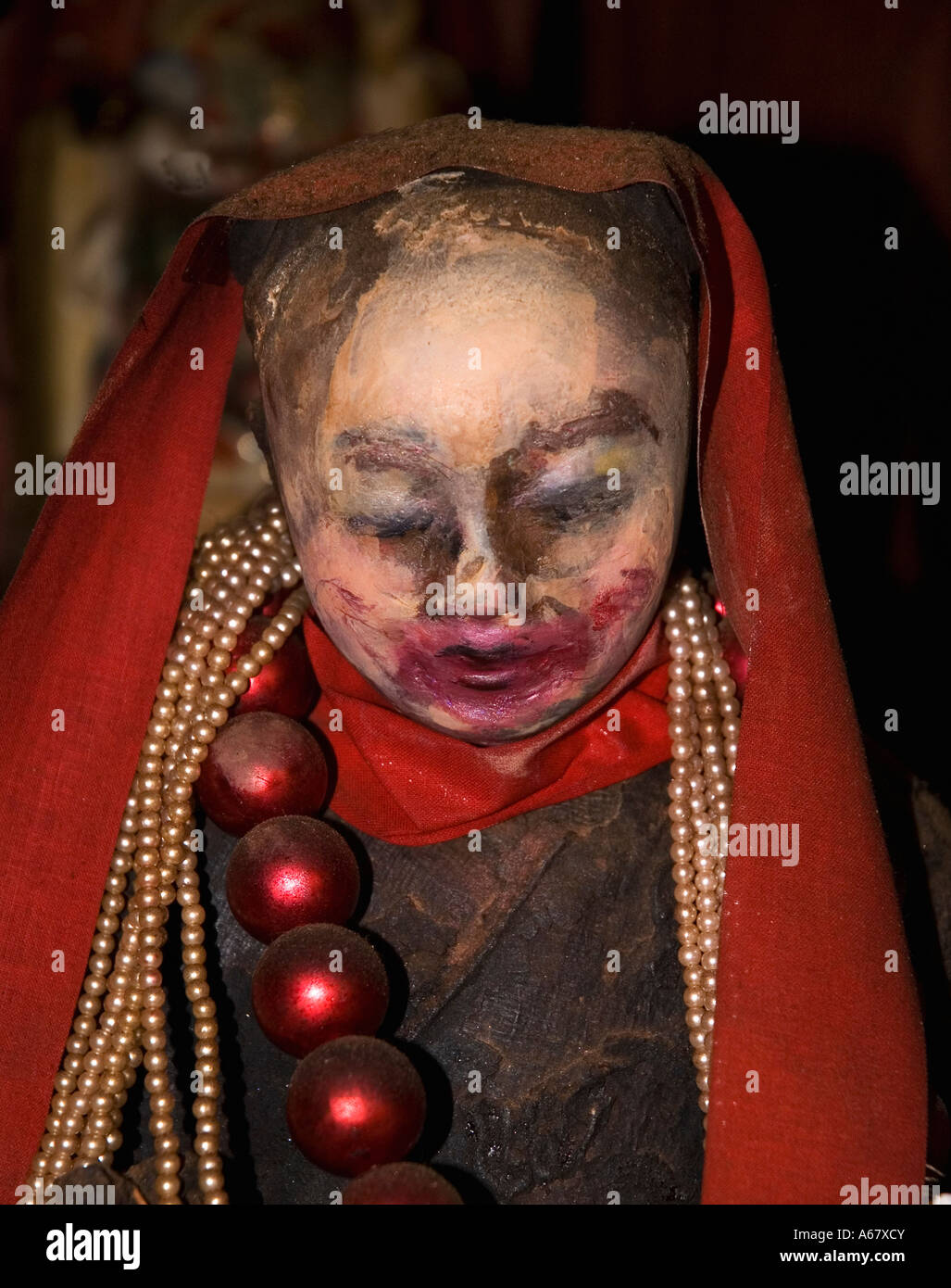 Chinese doll image hi-res stock photography and images - Alamy