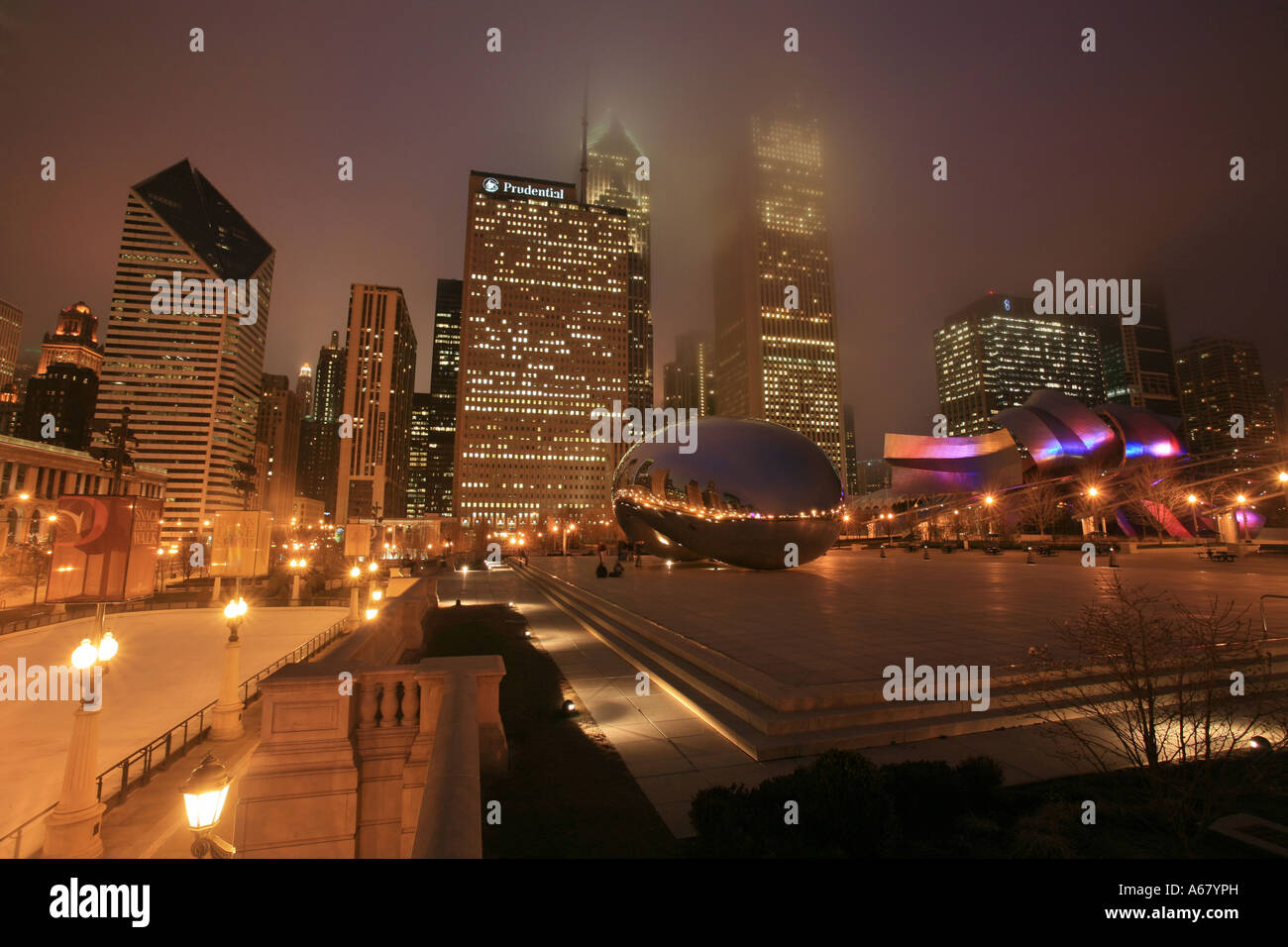 The Cloud Gate and Prudential Building, Chicago, Illinois, USA Stock ...