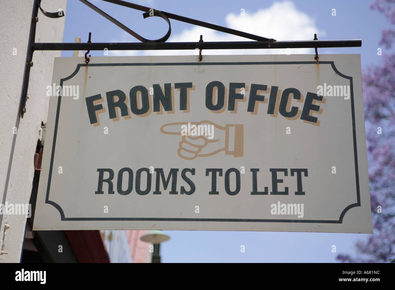 Rooms to let hi-res stock photography and images - Alamy