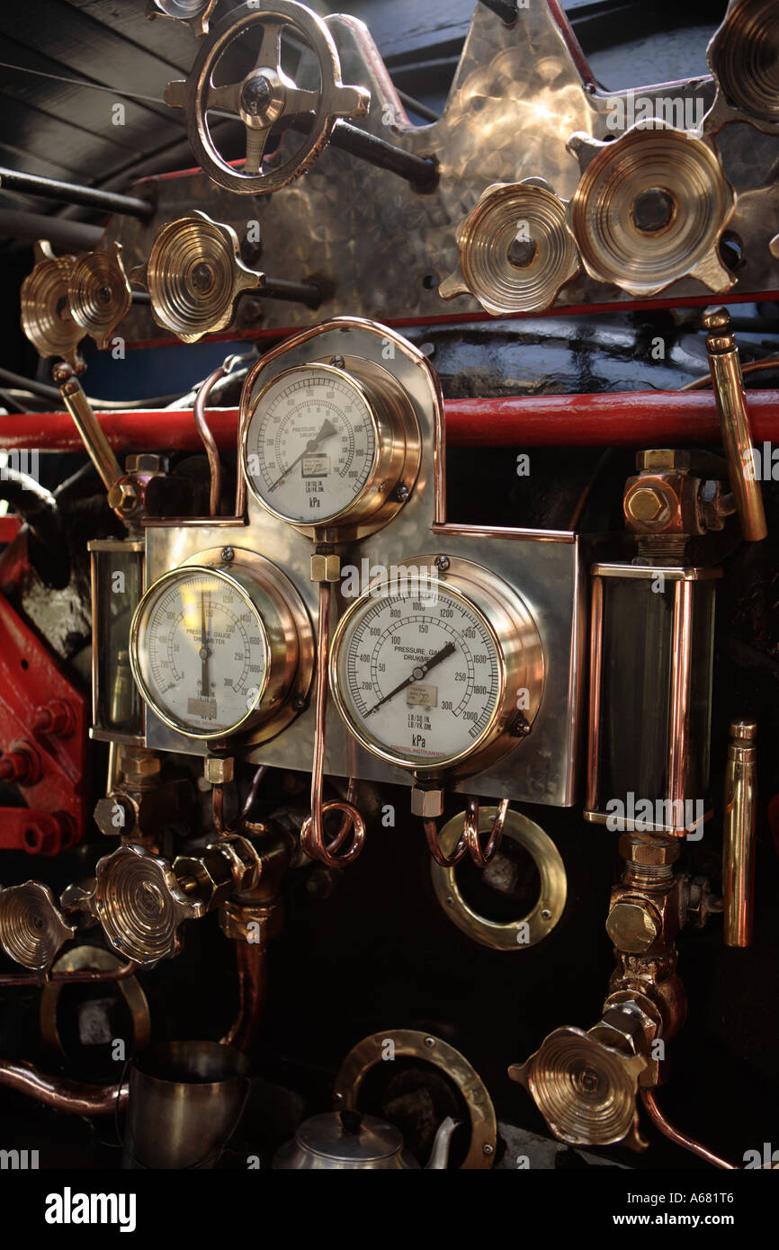 Old steam train pressure gauges hi-res stock photography and images - Alamy