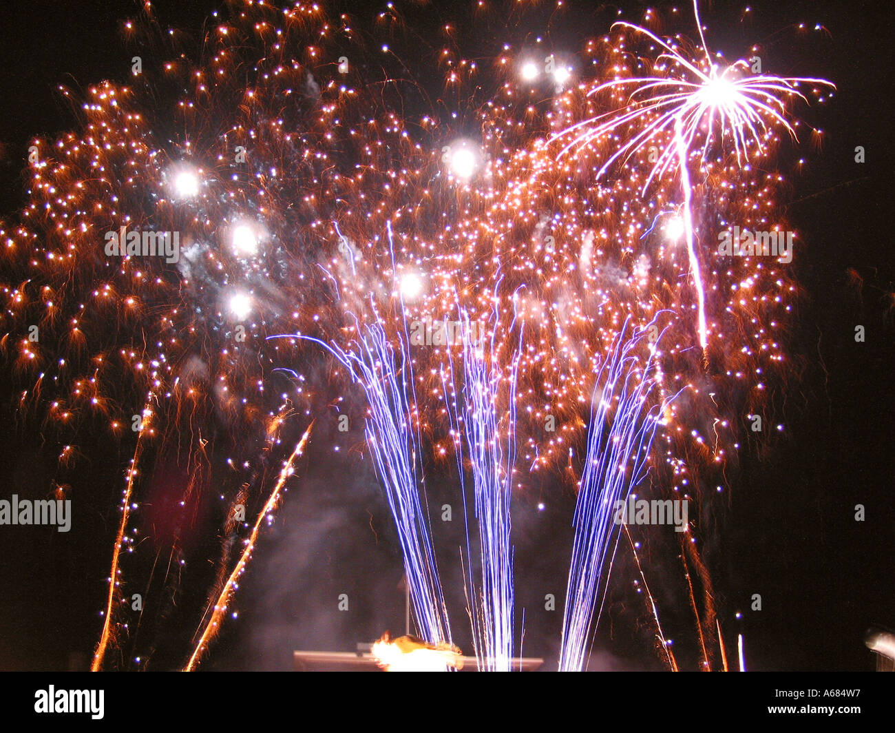 Bursting fireworks against black hi-res stock photography and images ...